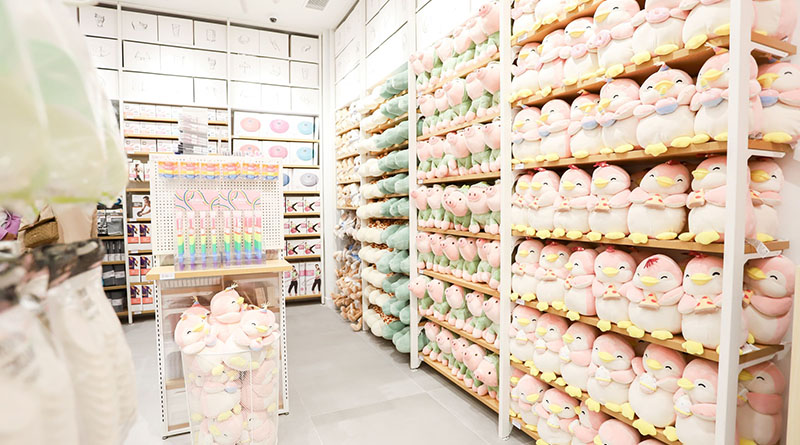 Miniso expande su presencia con dos aperturas en El Corte Inglés