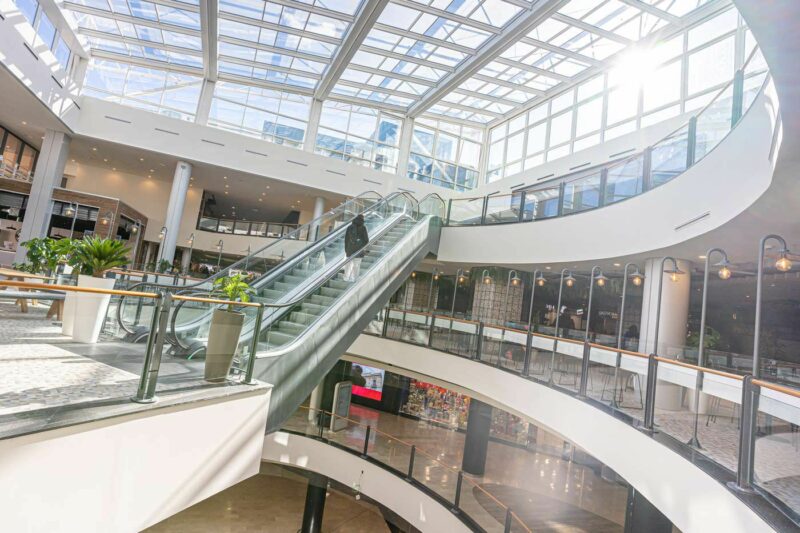 El Centro Comercial La Farga regala 2.000 euros para gastar en dos ...