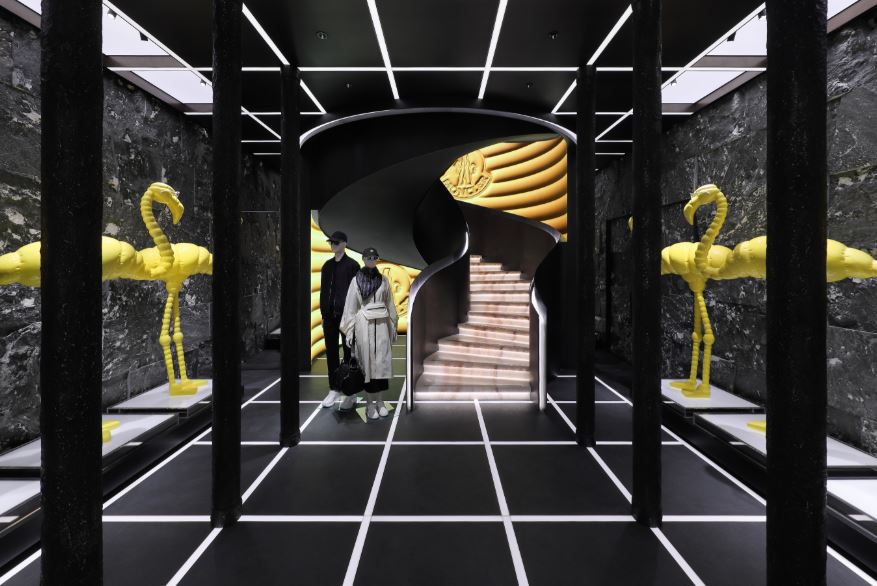 LVMH entra en el capital de la firma italiana de lujo Moncler